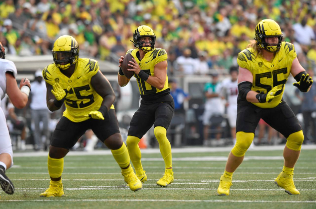 Ducks fall to Huskies after slow start – Fantom Sports Industries