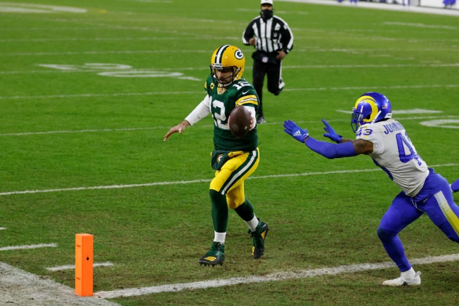 Rams, Packers Look to Stay in the Hunt – Fantom Sports Industries